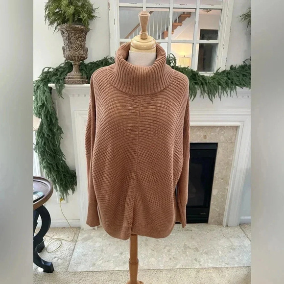 Rachel Zoe | Sweaters | Nwt Rachel Zoe Oversized Turtleneck Sweater ...